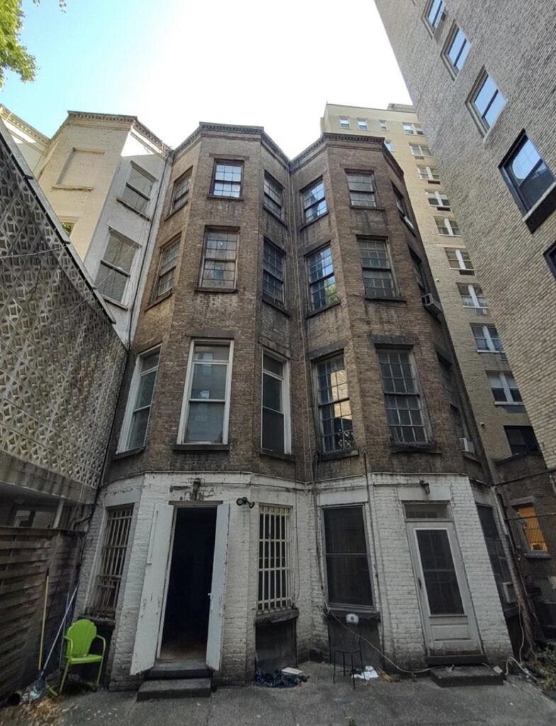 Renovation Proposed At 132-134 East 64th Street In Upper East Side