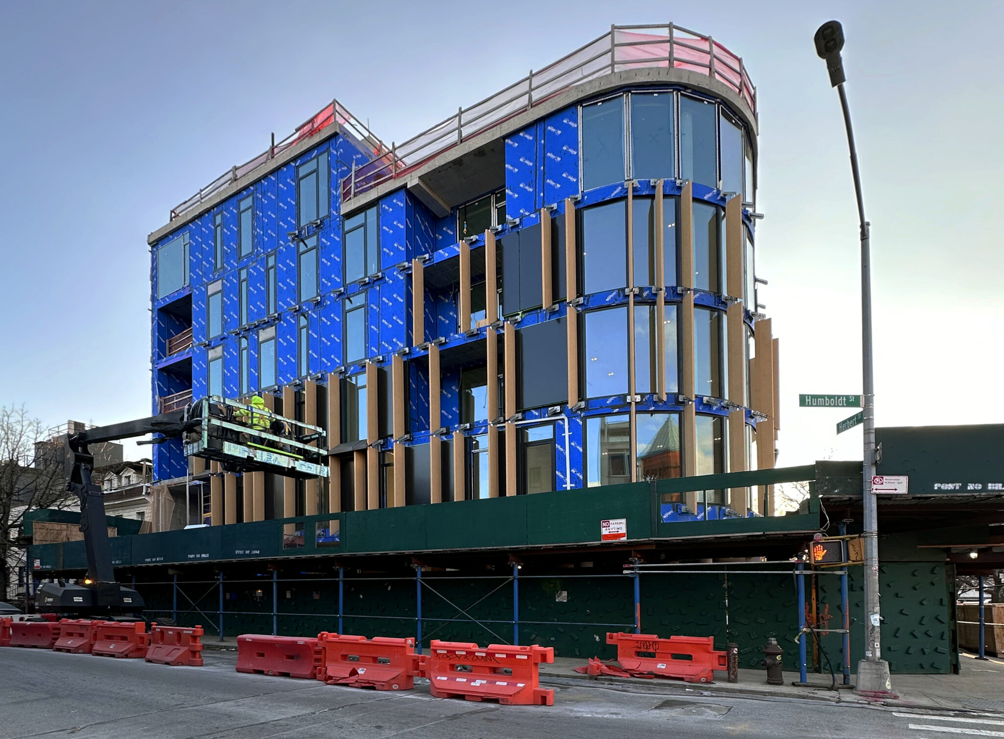 Façade Installation Progresses at 28 Herbert Street in Williamsburg ...