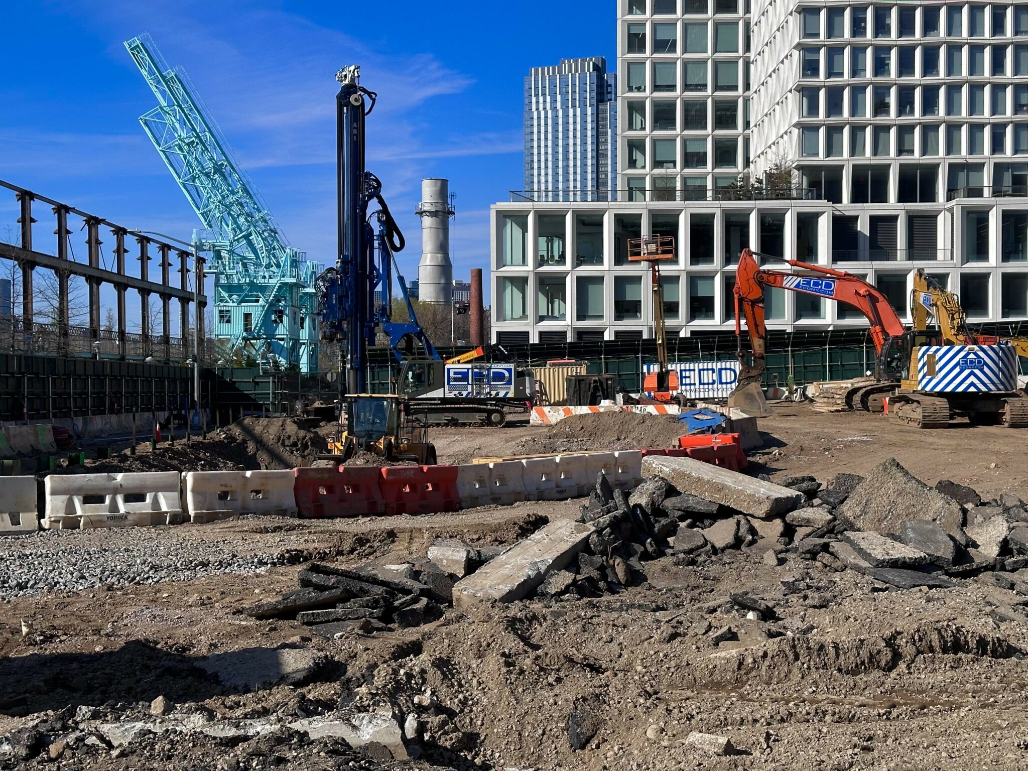 Twin Skyscraper Redesign Revealed for 280 Kent Avenue in Williamsburg ...