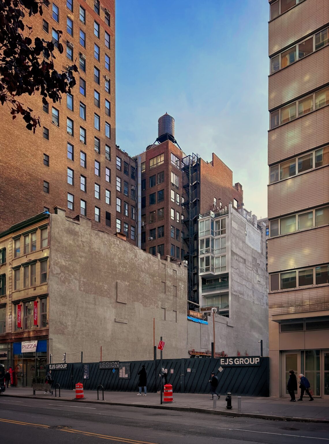 Demolition Wraps Up for 538-Foot Skyscraper at 5 West 13th Street in ...