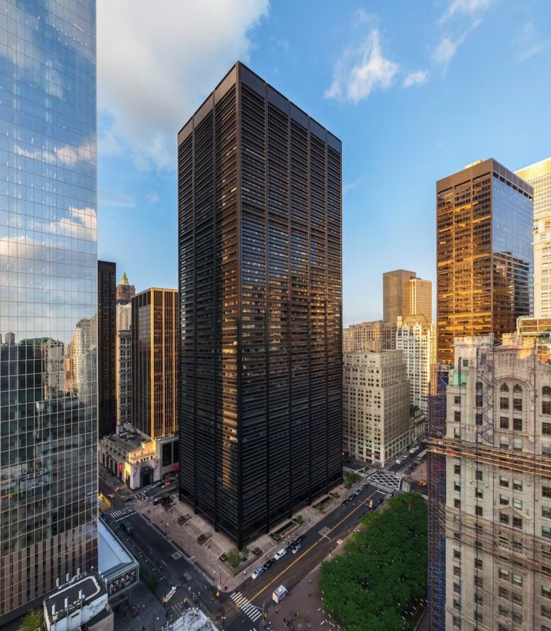 One Liberty Plaza Unveils Lobby Art Installation At 165 Broadway